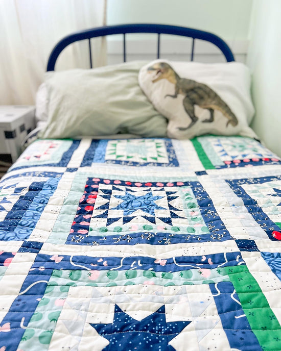 Cabin Nights Quilt Pattern - PDF – Prairie Quilt Co.
